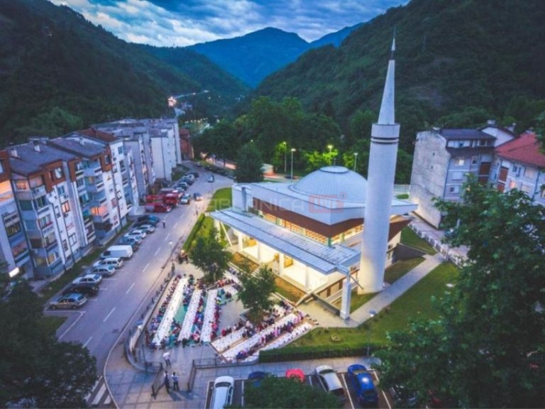 Stiže nam Ramazanski bajram: Evo gdje i kada se klanja Bajram-namaz u ...